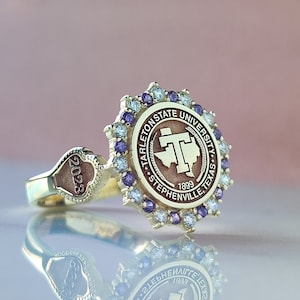 Solid Gold Women's College Ring , High School Rings , Graduation Ring ...
