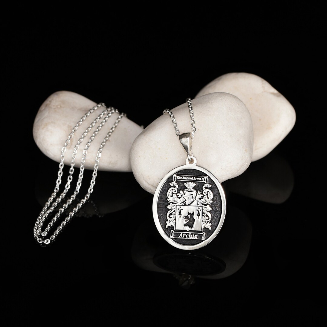 Coat of Arms Necklace • Family Crest Pendant • Custom Crest Jewelry ...