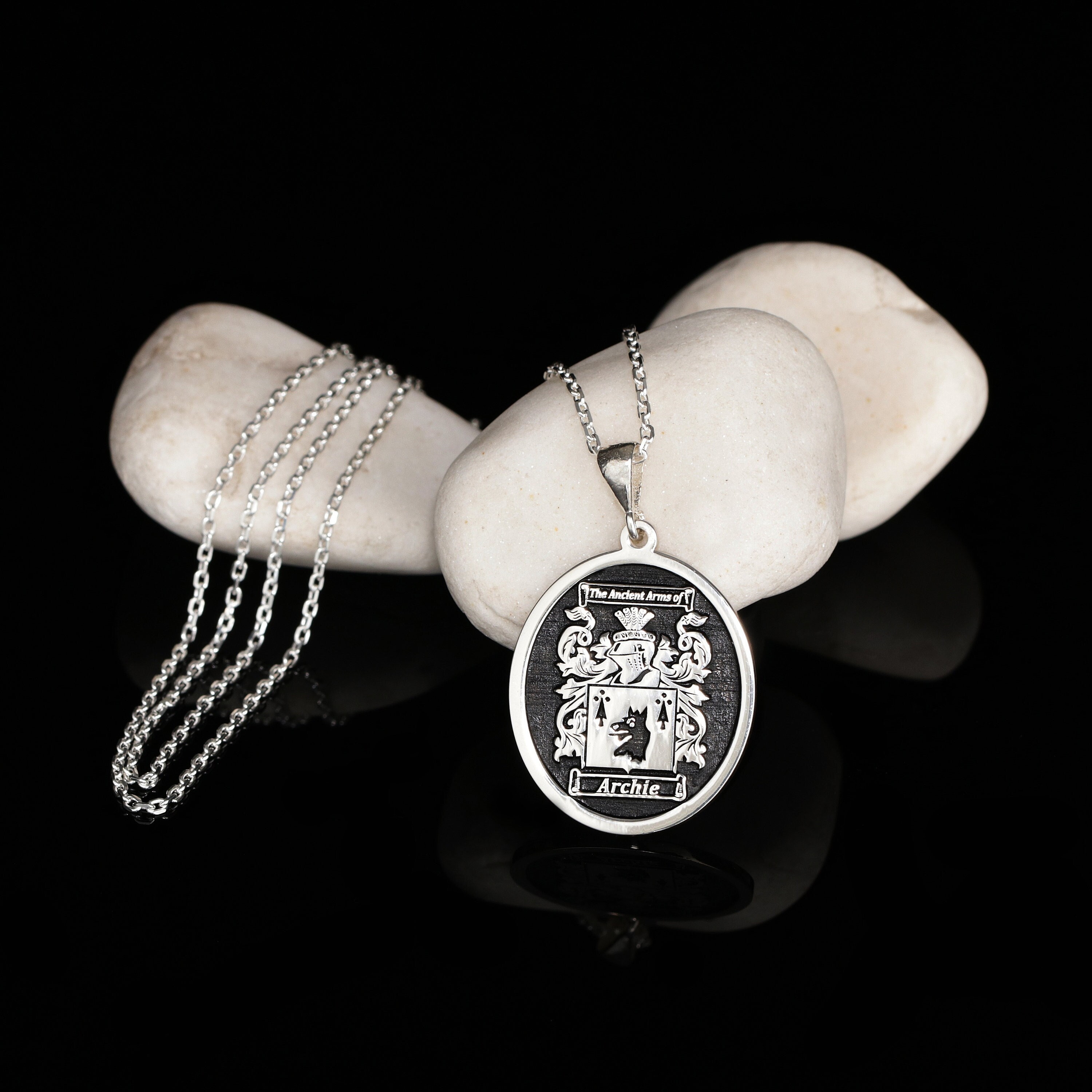 Coat of Arms Necklace • Family Crest Pendant • Custom Crest Jewelry ...