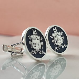 Custom Engraved Traditional Family Crest Cufflink, Personalized Coat of ...