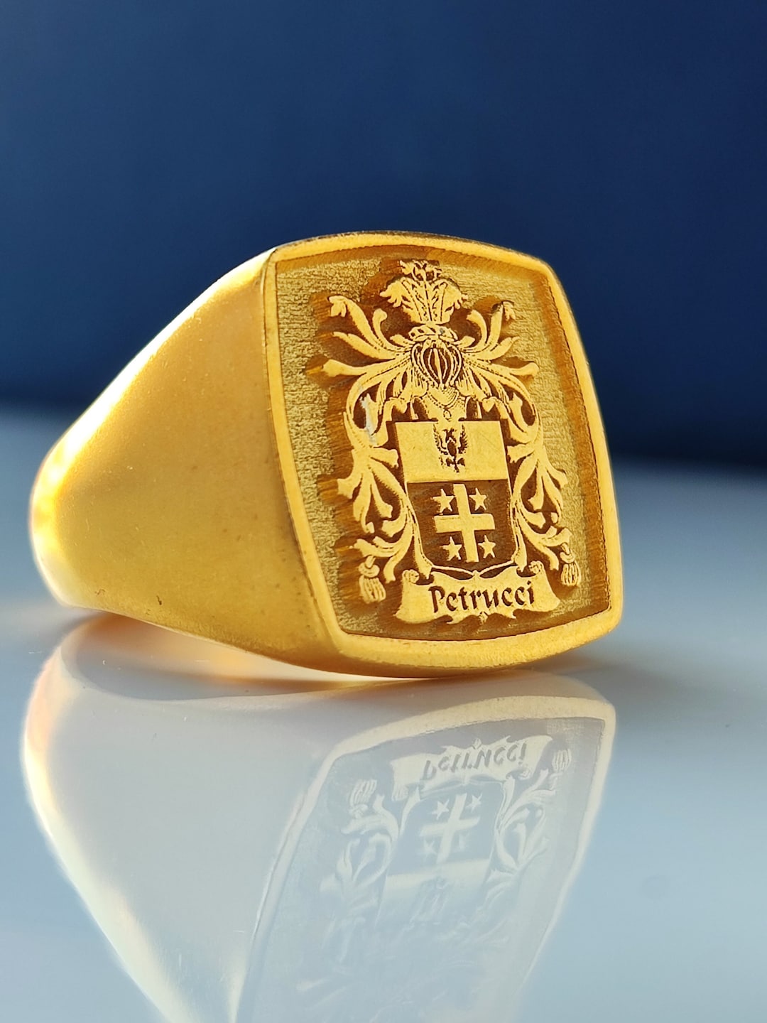 Gold Family Crest Signet Ring, Family Rings, Gold Signet Ring, Coat of ...