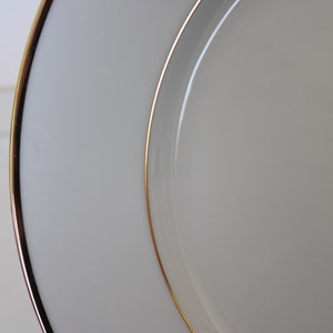 Pair of Pristine Broad Gold Trimmed 10.75" Plates, Made in Japan - Etsy