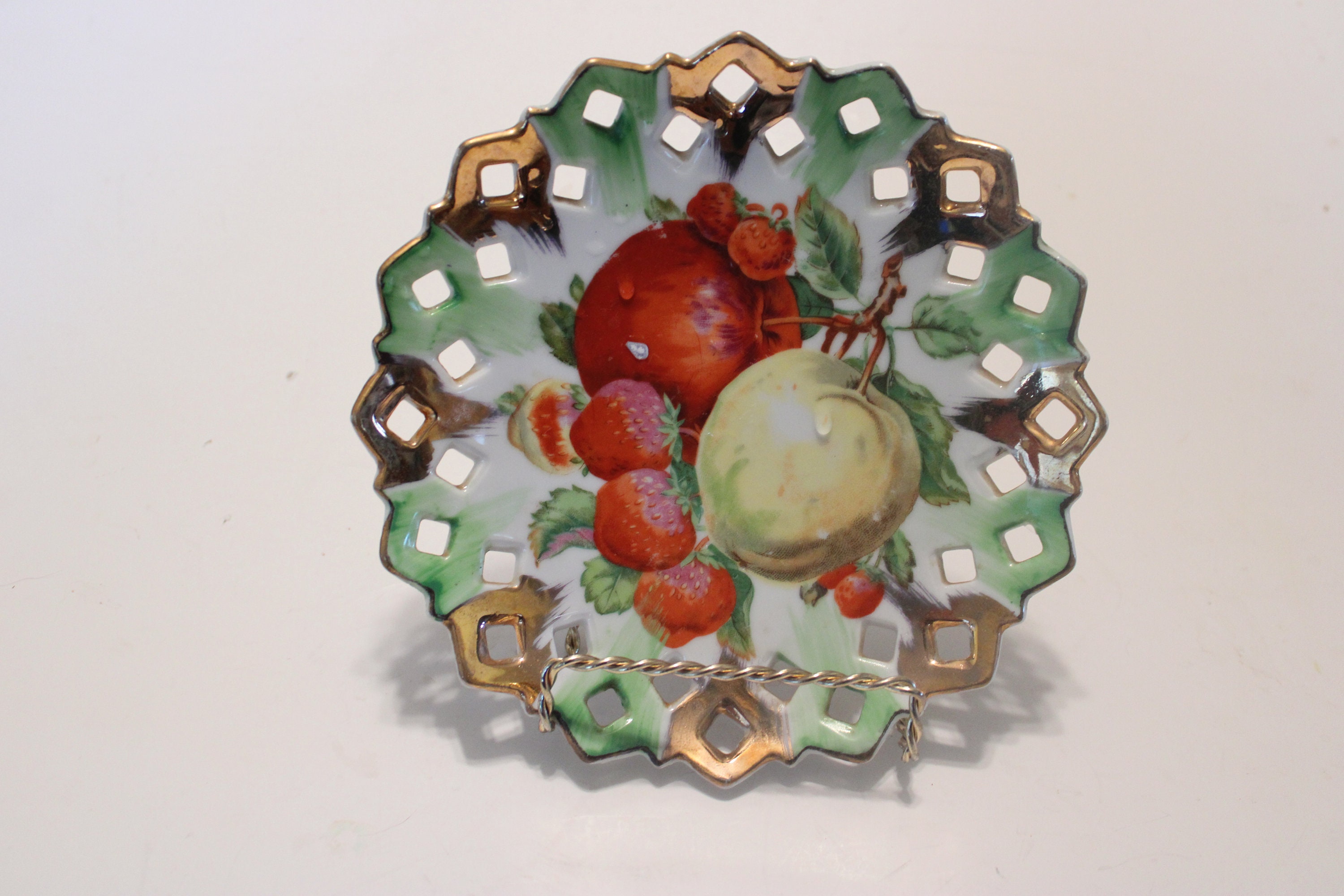 Hanging 7" Fruit Reticulated Wall Decor Plate. Japanese, Hand-painted ...