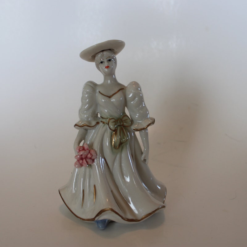 K's Collection Figurines - Etsy