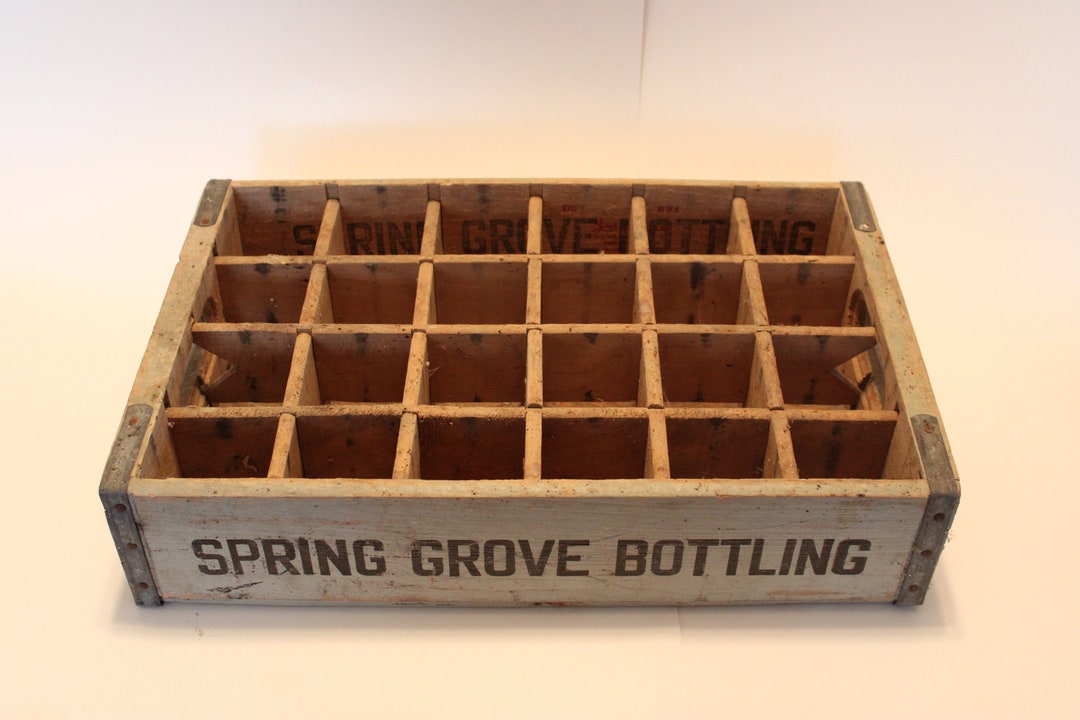 Spring Grove Bottling Co. Bottle Crate, Good Condition, Rack Still ...
