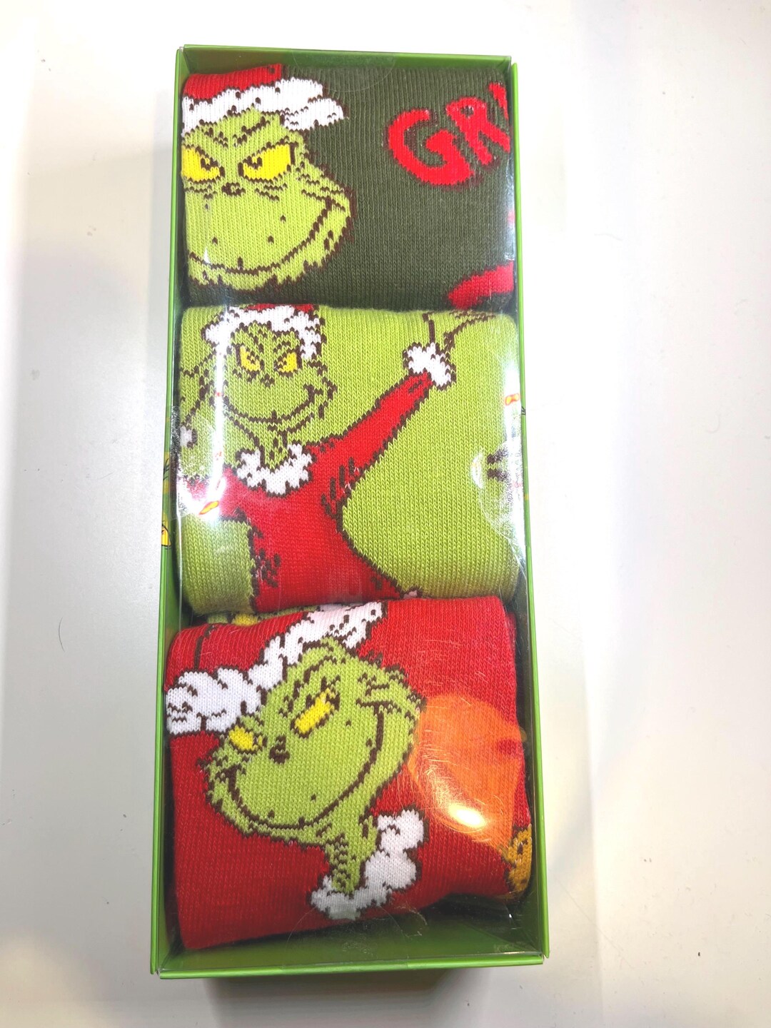The Grinch Sock Gift Pack of 3 Stocking Stuffer Dr Seuss the Grinch ...