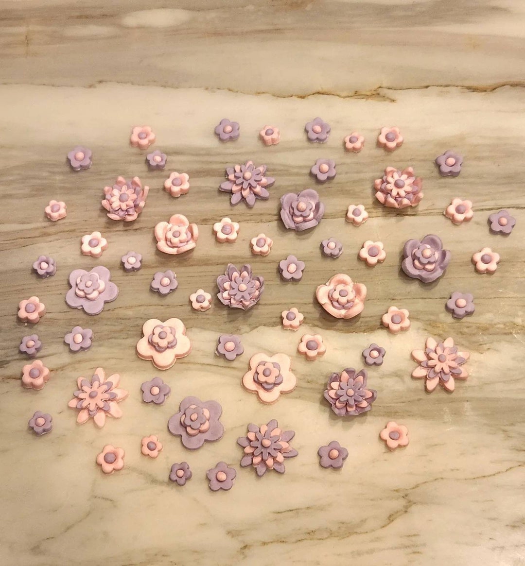 Fondant Flowers, Fondant Flower Cupcake Toppers, Fondant Flower Cake ...