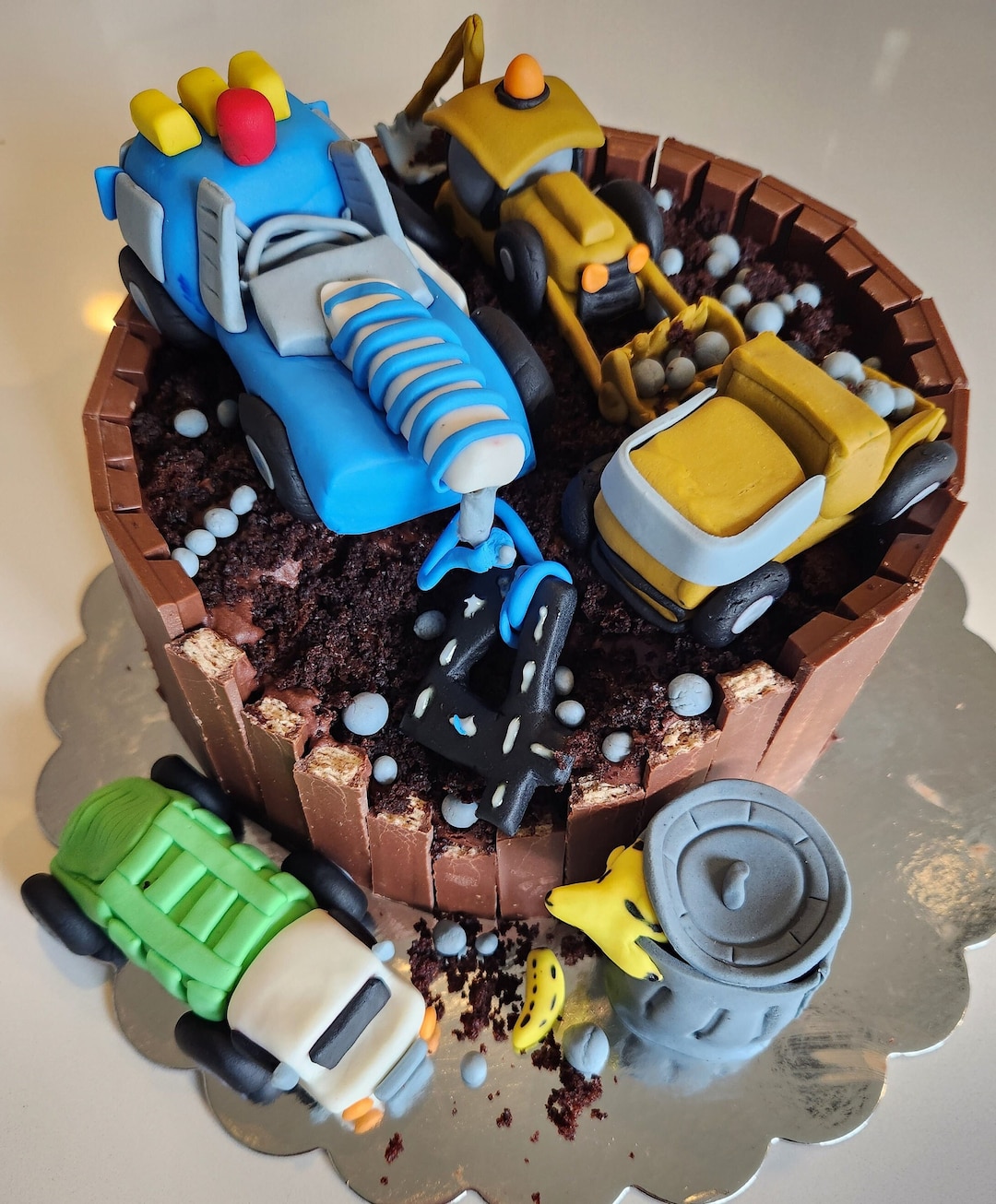 Fondant Excavator, Dump Truck,rubble, Tow Truck, Garbage Truck and ...