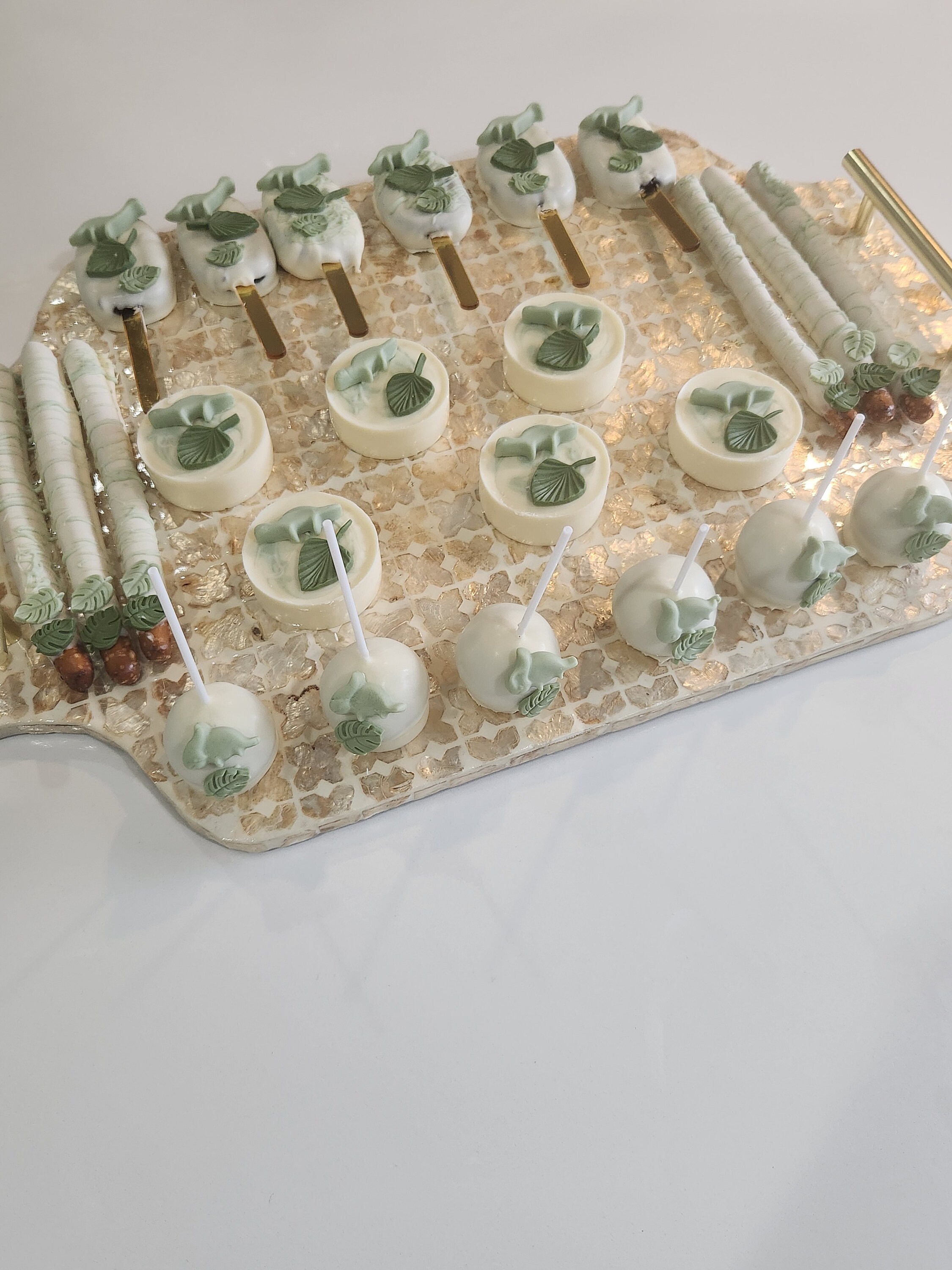 Dinosaur Chocolate Covered Oreos, Dino Chocolate Covered Oreos, Dino ...