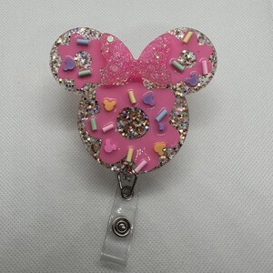 Minnie Mouse Badge Reel - Etsy
