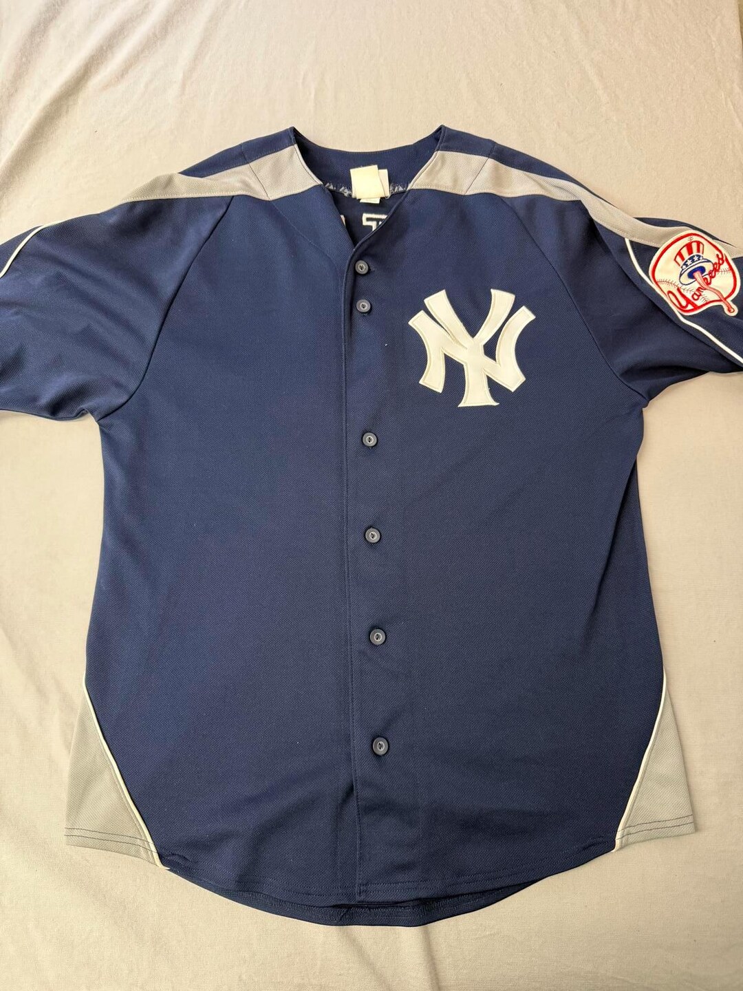Derek Jeter Jersey New York Yankees #2 Embroidered Majestic - Etsy