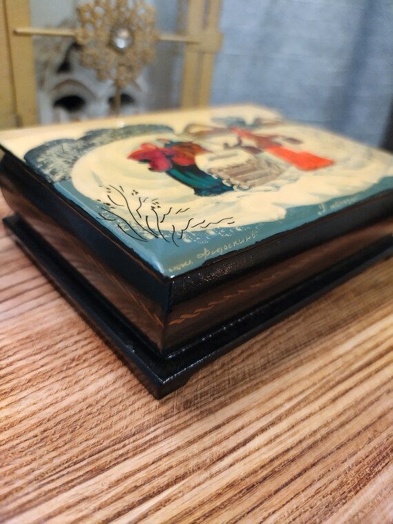 Russian Lacquer Miniatures from Fedoskino Village - Gem