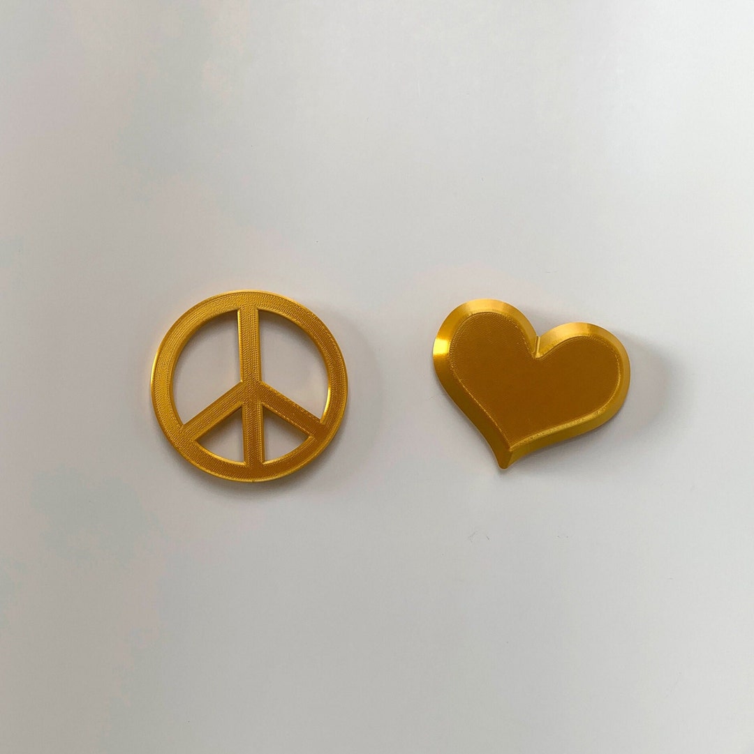 3d-printed Heart and Peace Sign Ornaments for Cosplayers - Etsy