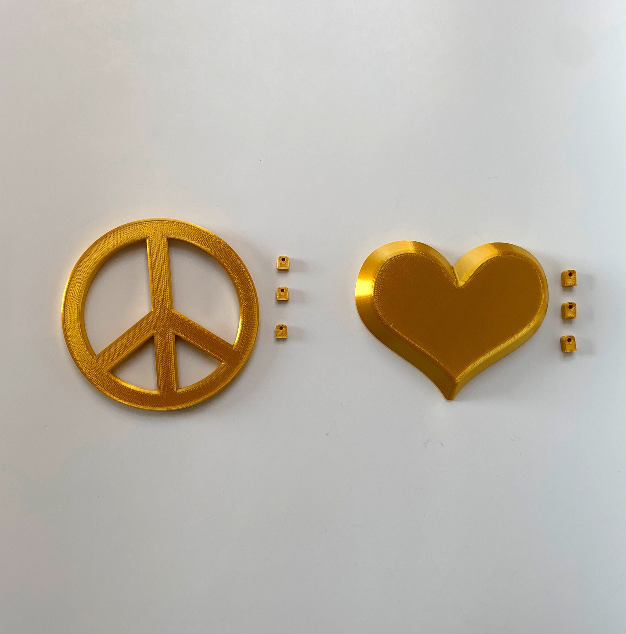 3d-printed Heart and Peace Sign Ornaments for Cosplayers - Etsy