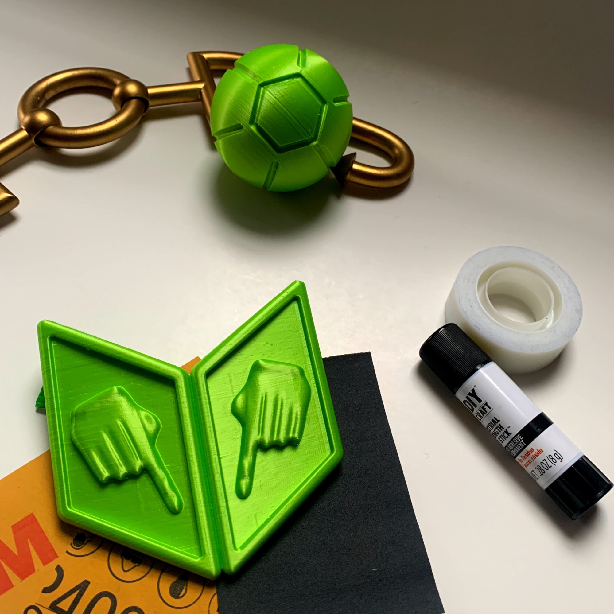 3D Printed Belt Buckle With Pointing Hands for Cosplayers - Etsy