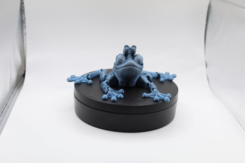 3D Printed Articulating Special Ops Frog - Etsy