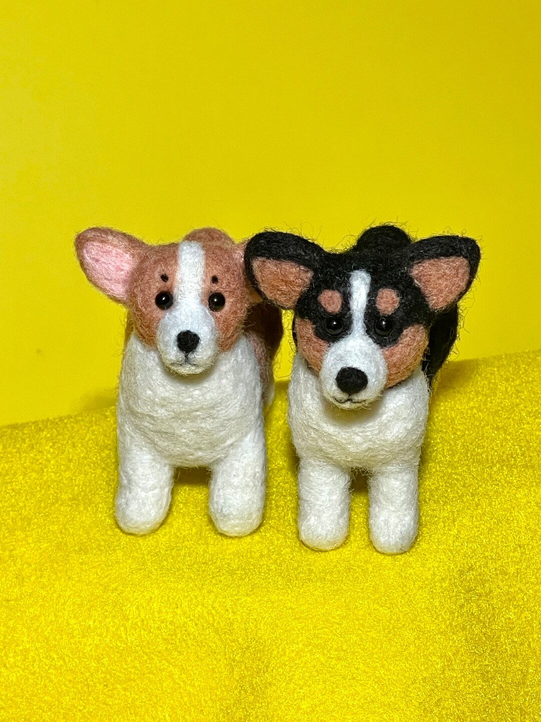 Needle Felted Wool Pembroke Welsh Corgi Miniature Figurine Felt Tri ...