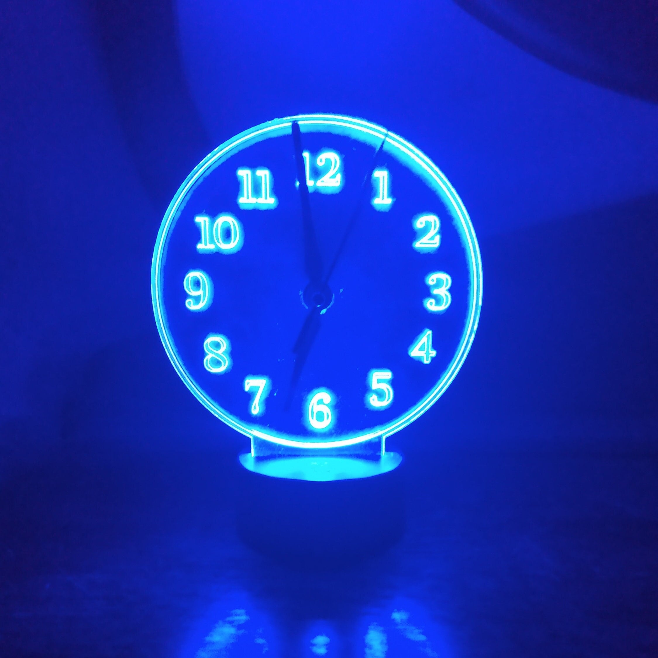 Edge Lit Clock - Etsy