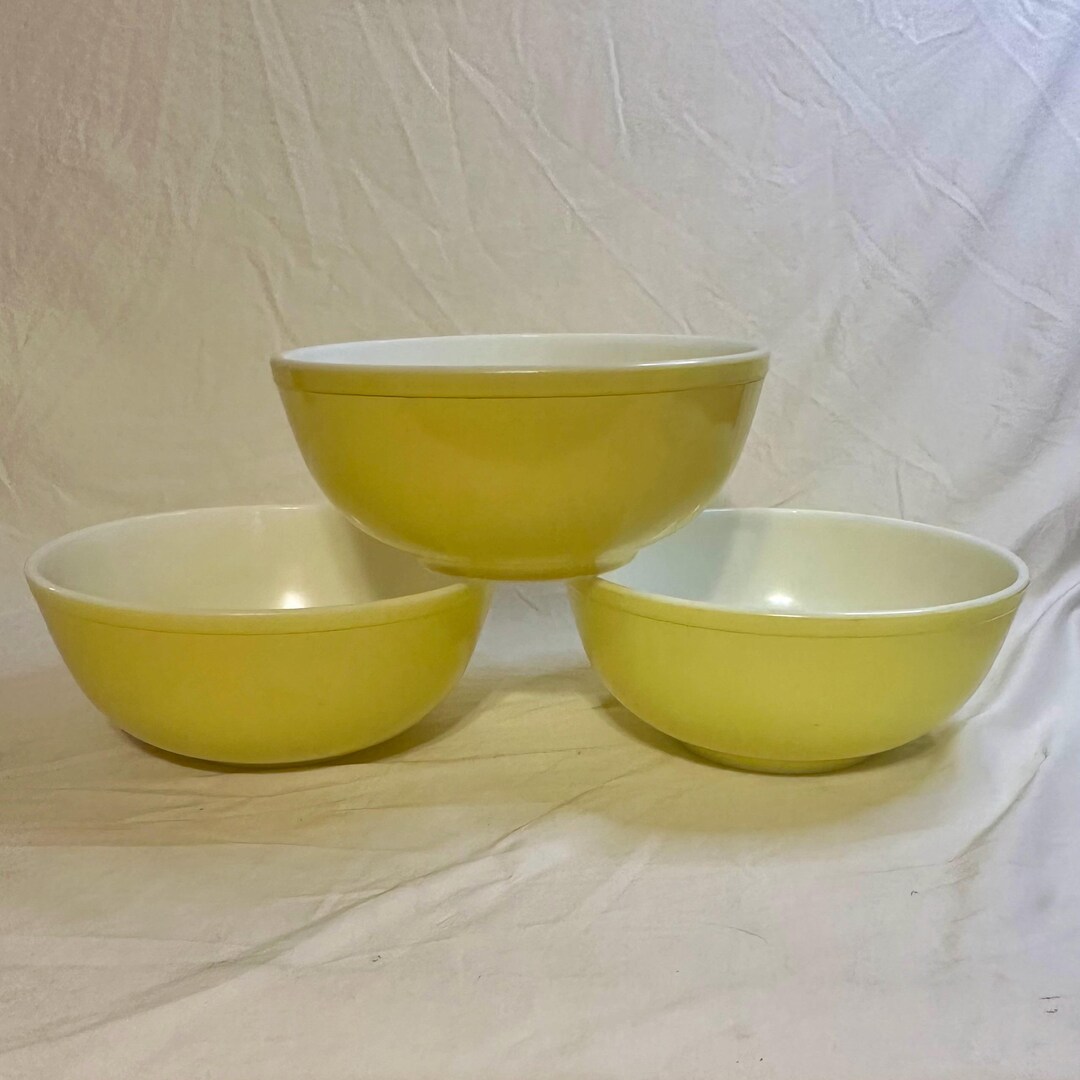 Vintage Pyrex Mixing Bowls, Vintage Pyrex Primary Yellow Nesting Bowls ...