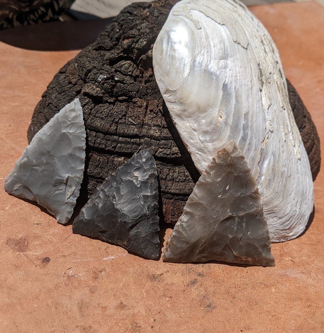 3 Triangle Arrowheads - Etsy
