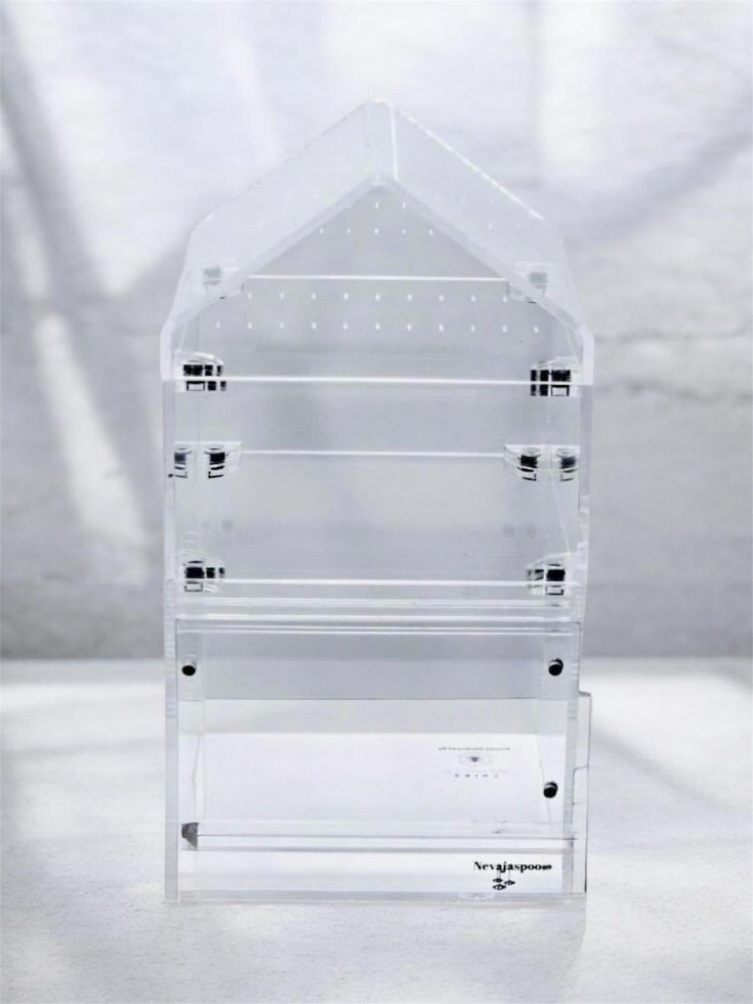Tarantula Cribs 6x6 Adjustable Jumping Spider Enclosure | Expands up to ...