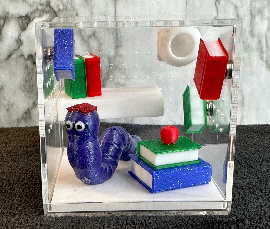 Book Worm Jumping Spider Enclosure - Etsy