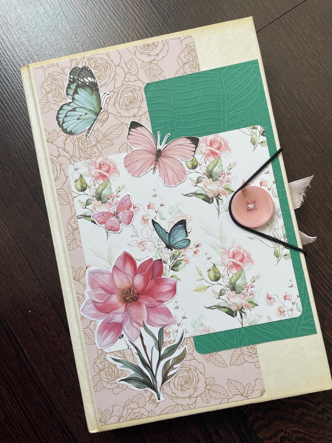 Junk Journal Notebook Butterflies Flowers Pink Butterflies Delicate ...