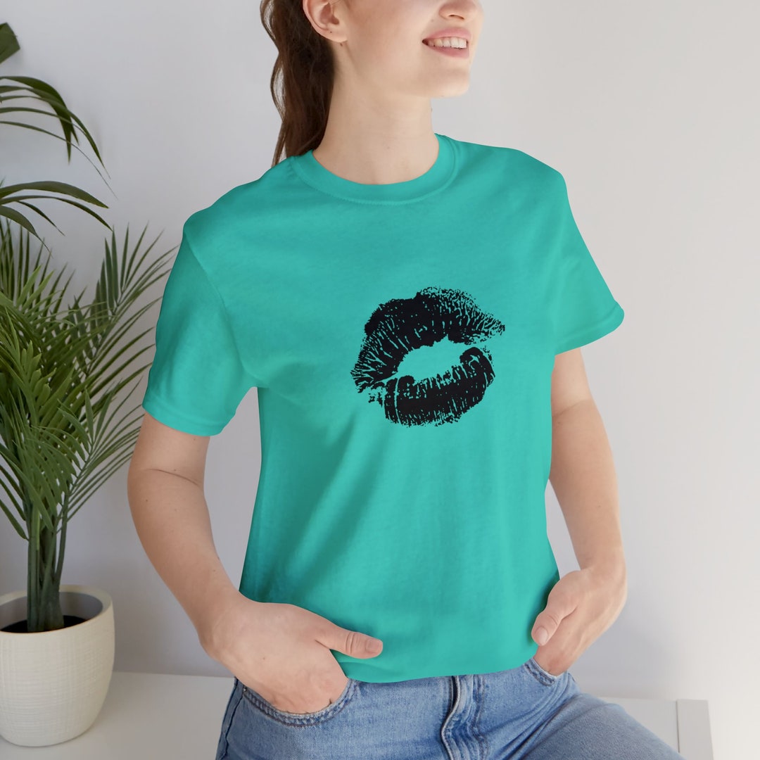 Pop Art Lips T-shirt, Kissing Mouth Shirt, Black Lipstick Tee, Cool ...