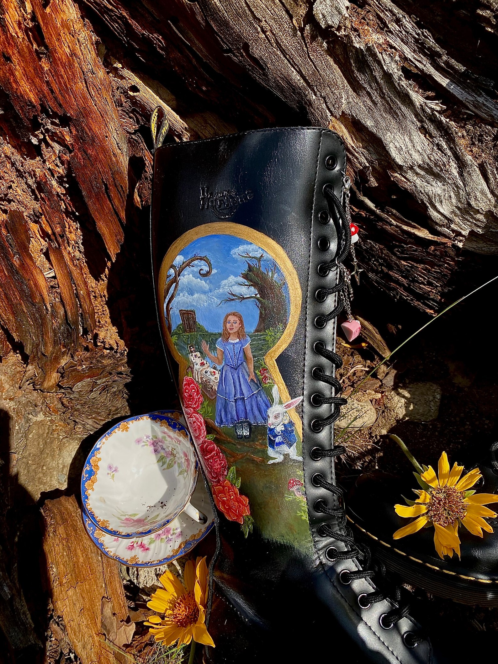 Alice in Wonderland Thrifted Doc Martens, Women’s Size 6, Dr. Martens ...