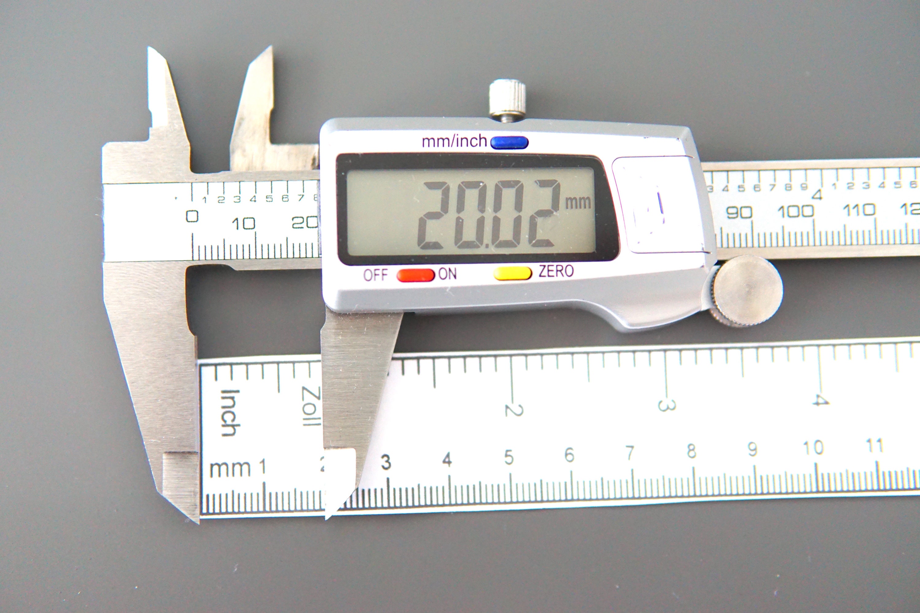 PAPEL REGLA A4 para imprimir en milímetros y pulgadas - Etsy México