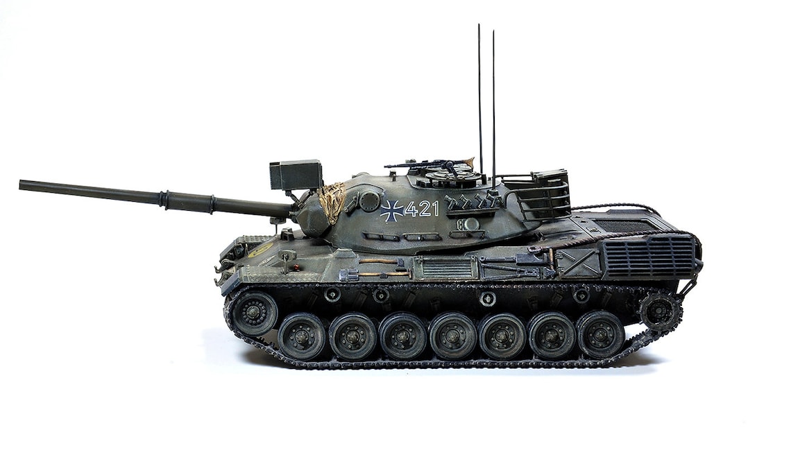 1:35 Scale Leopard 1 Bundeswehr Main Battle Tank - Etsy