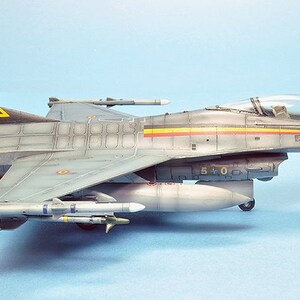 1:72 Scale General Dynamics F-16A Block 20 MLU Fighting Falcon - Etsy