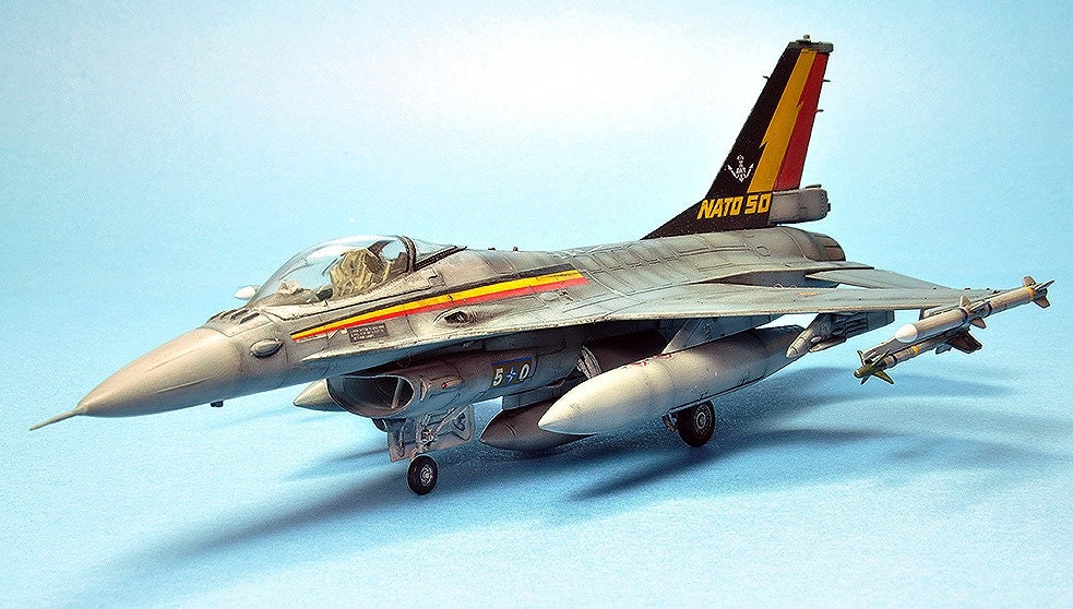 1:72 Scale General Dynamics F-16A Block 20 MLU Fighting Falcon - Etsy