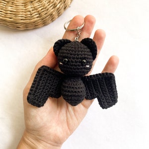 Little Bat Crochet Pattern: Halloween Amigurumi Keychain (PDF Pattern ...