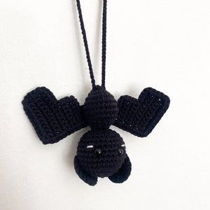 Little Bat Crochet Pattern: Halloween Amigurumi Keychain (PDF Pattern ...