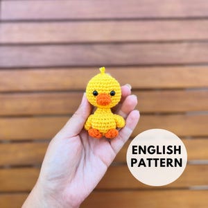 Crochet Duck Pattern, Amigurumi Keychain, Crochet Animals, Keychain ...
