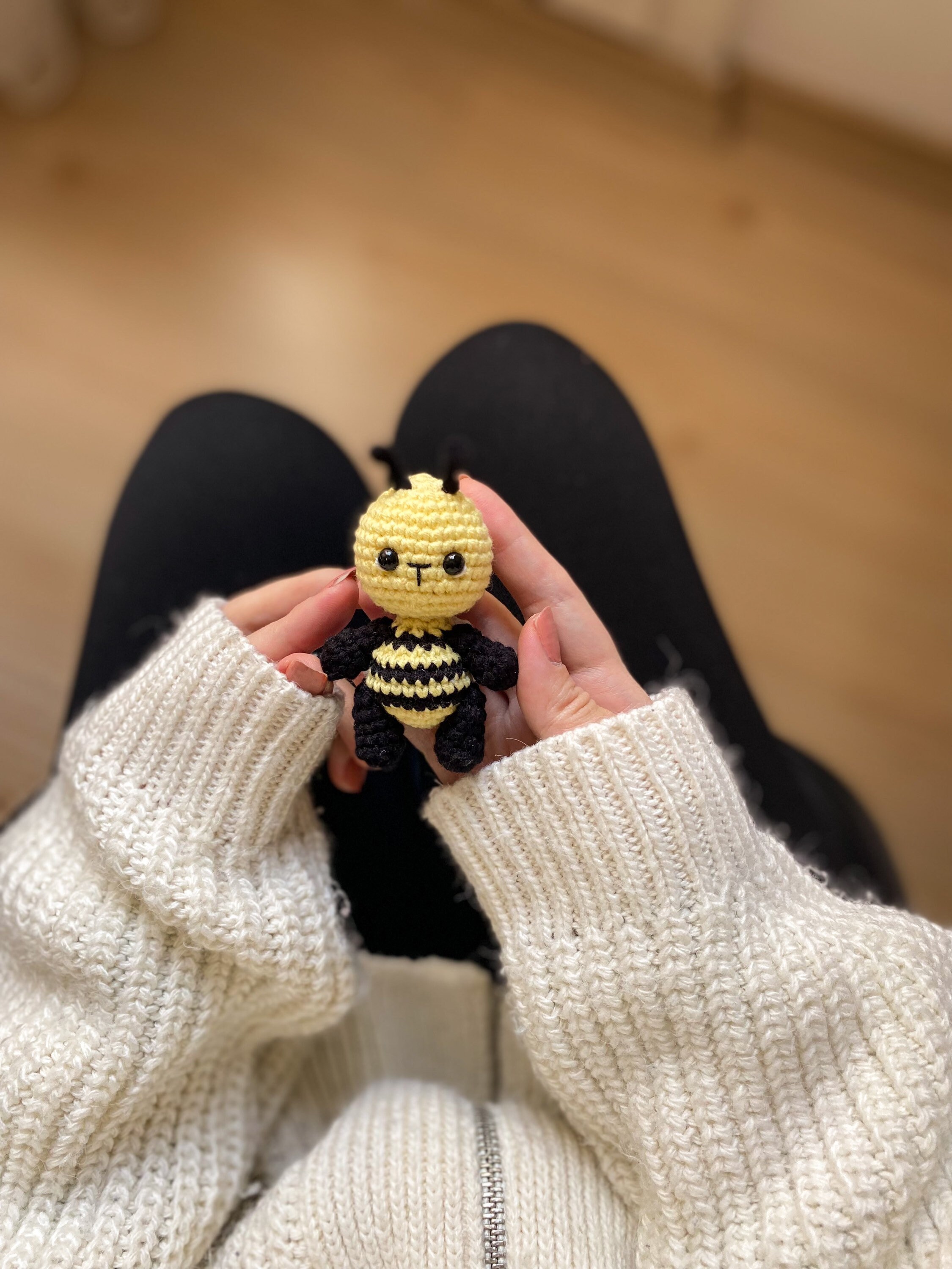 Crochet Bee Keychain Pattern Amigurumi Frog Pattern Keychain - Etsy