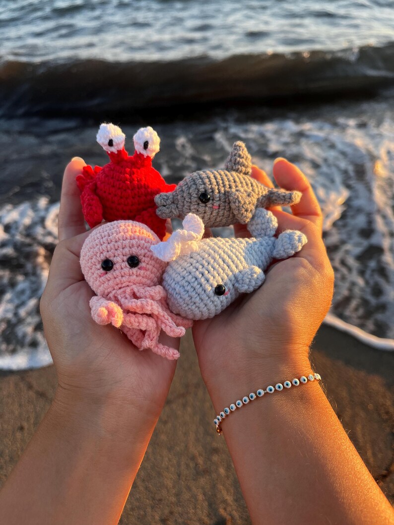 Crab Keychain Crochet Pattern - Amigurumi Sea Creature (PDF Pattern) - Etsy