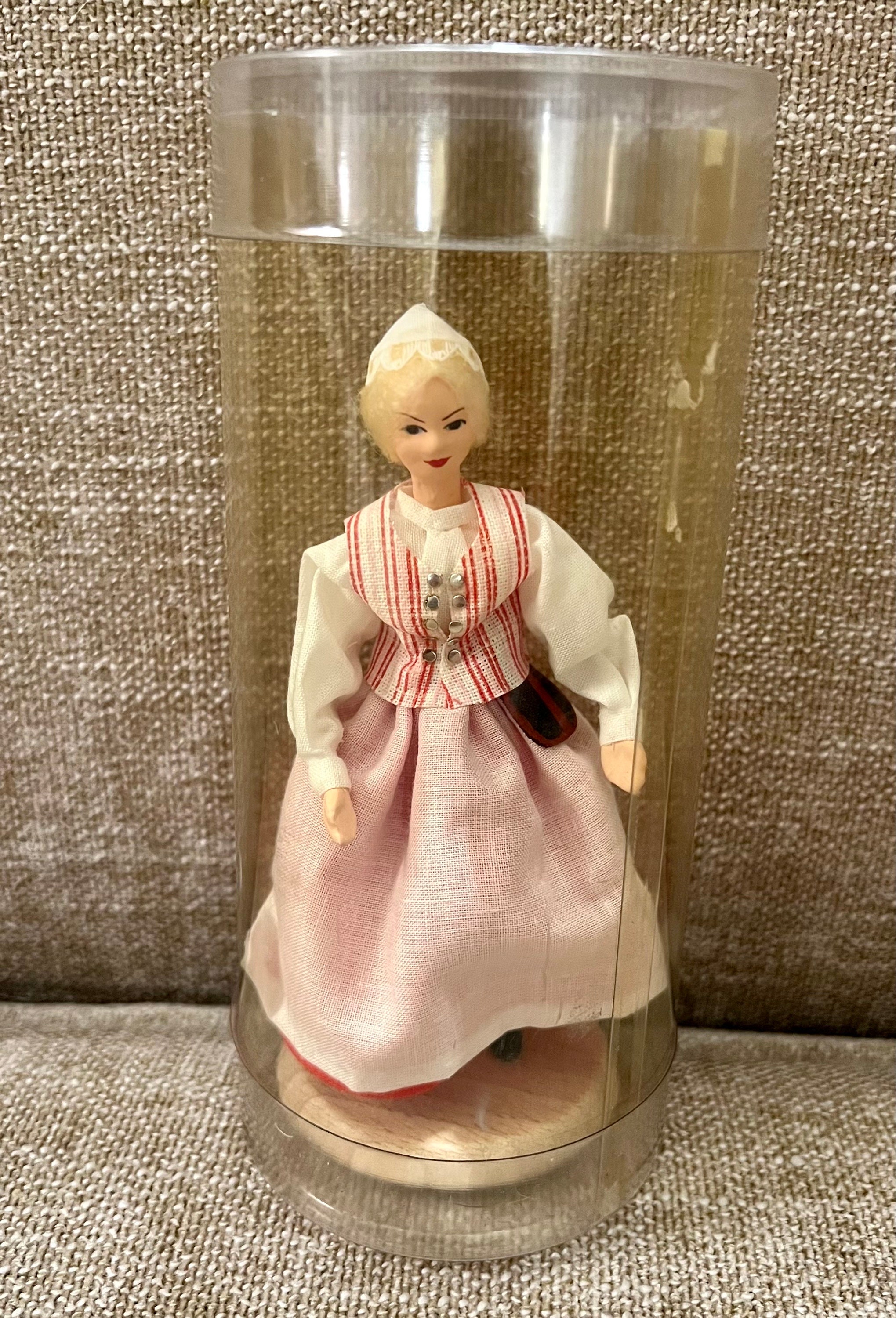 Handmade Finnish Regionally Dressed Doll. Beautiful Detail & Excellent ...