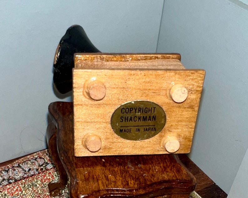 Shackman Gramophone With Adjustable Horn. Dollhouse Scale 1:12. - Etsy