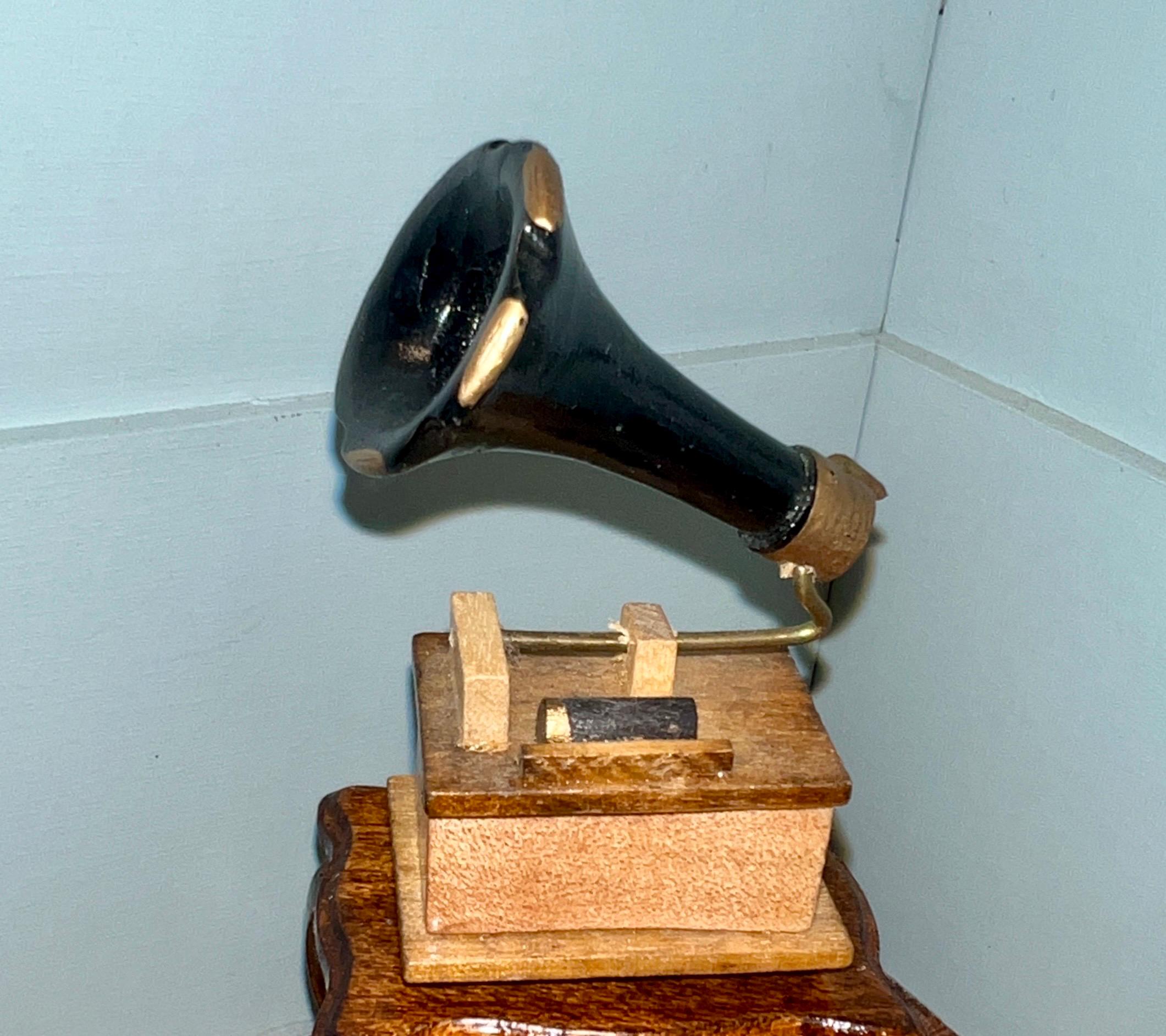 Shackman Gramophone With Adjustable Horn. Dollhouse Scale 1:12. - Etsy