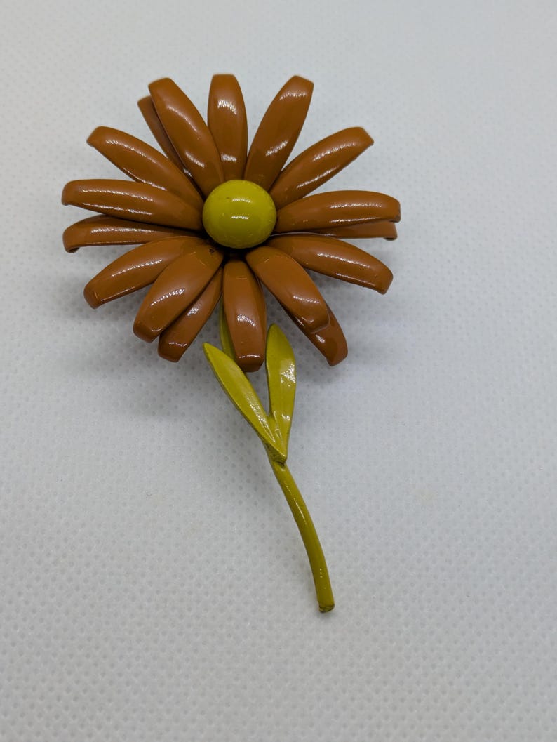 Vintage Groovy Flower Power Brooch Pin - Etsy