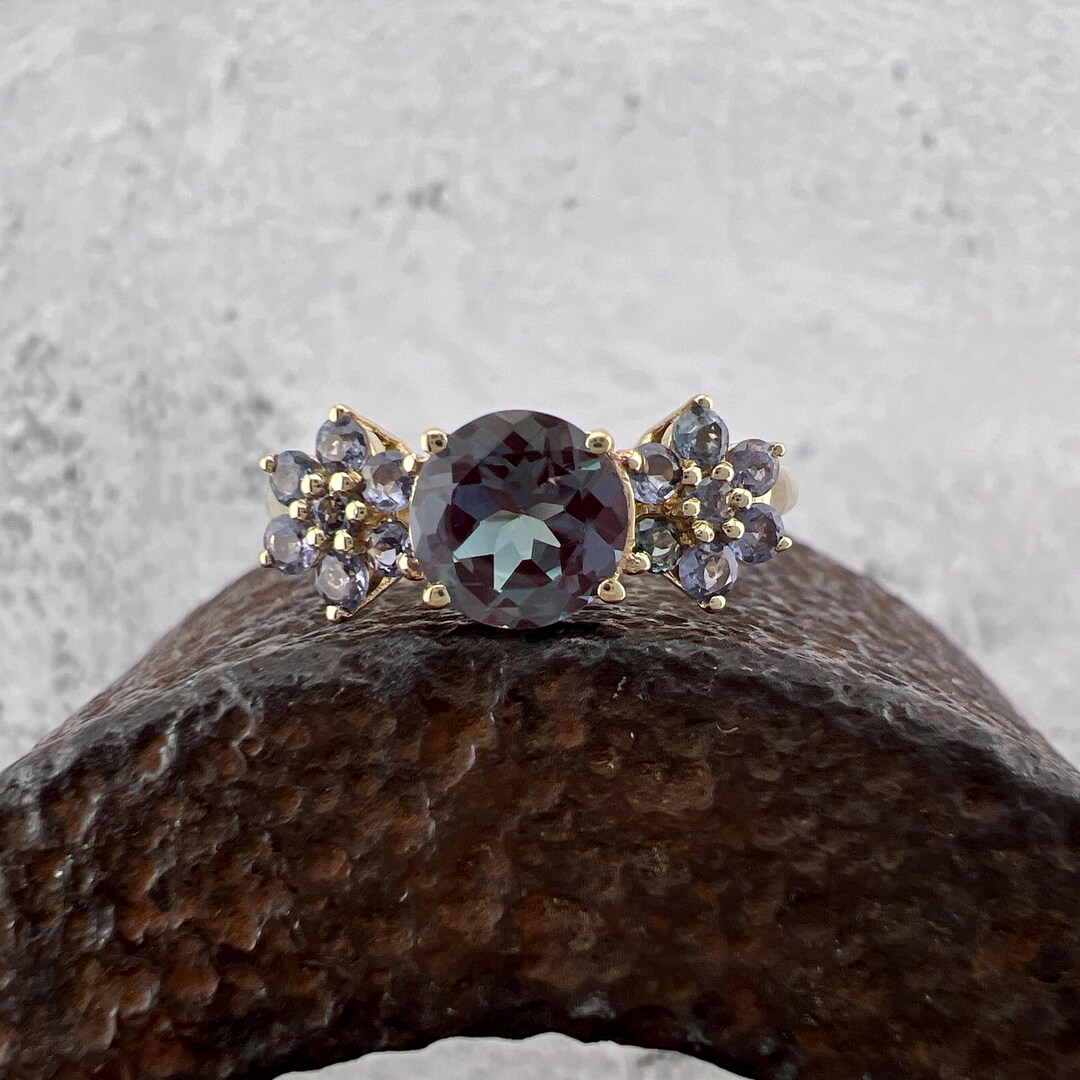 Vintage Color Change Sapphire & Tanzanite 14k Yellow Gold Ring: US Size ...
