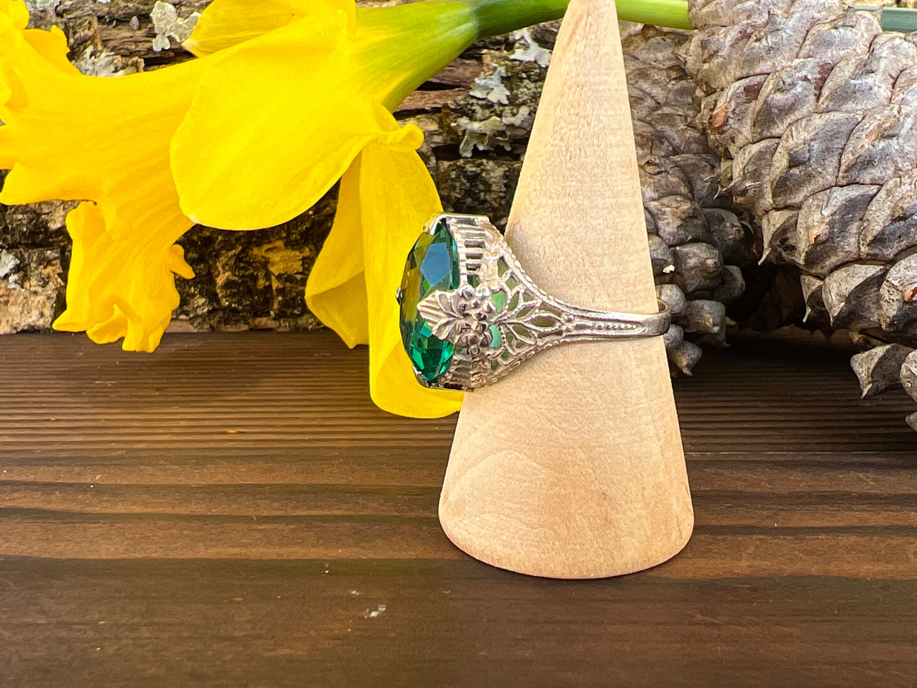 Vintage Sterling Silver Green Glass Stone Ring - Etsy