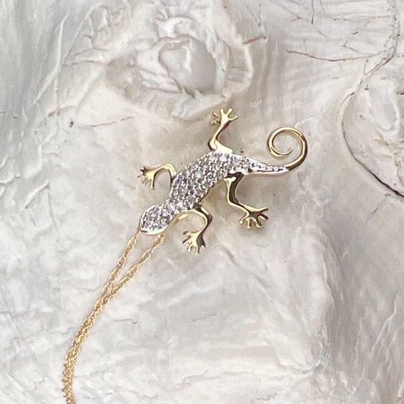 Vintage Estate 10k Gold Diamond Lizard Pendant Neckla… - Gem