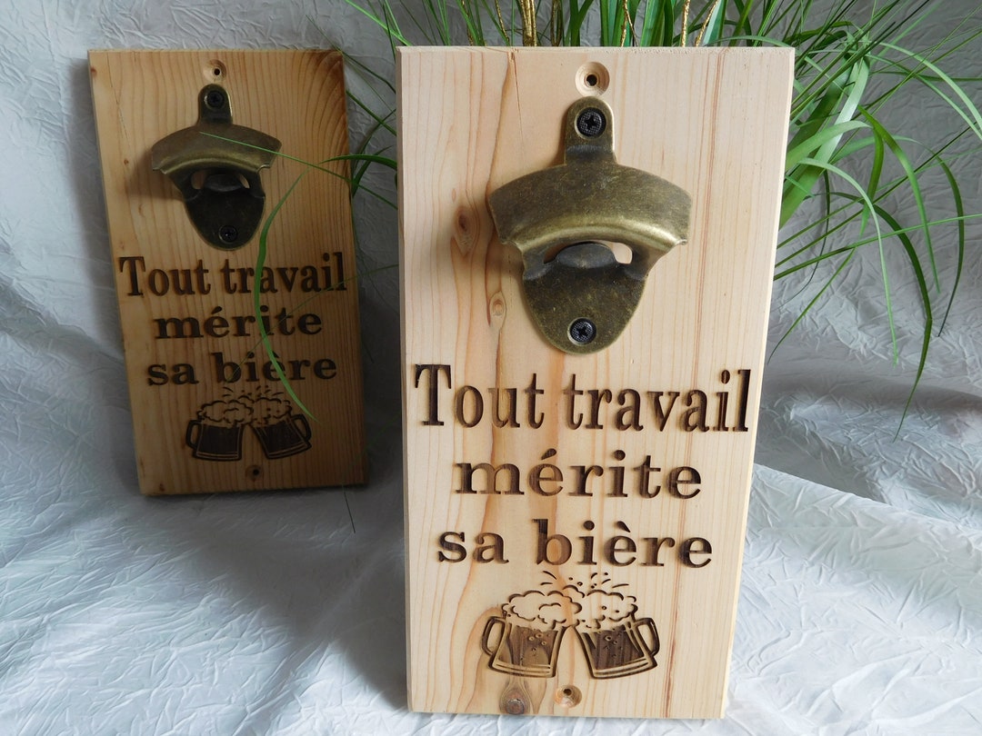 Décapsuleur mural bois personnalisé , ouvre bouteille gravé - Etsy France