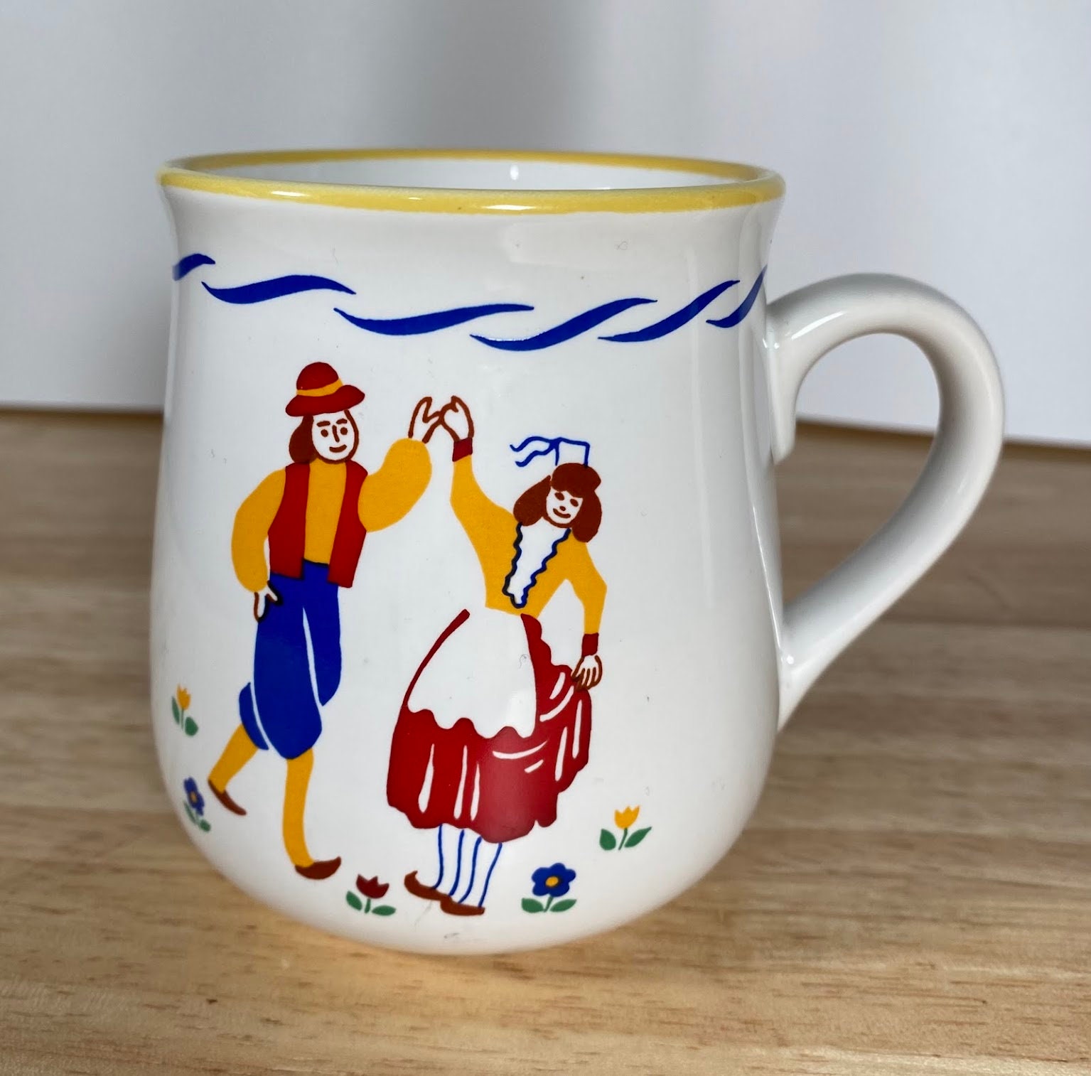 NEWCOR Folklore Stoneware Mug - Set of 2, Dutch Dancing Couple, Blue ...