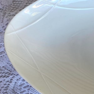 TACHIKICHI Japan Oval Serving Bowl - All White, Dune Lines - Etsy