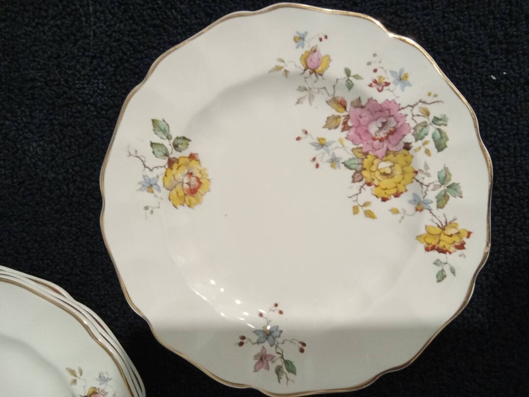 Vintage Old Chelsea Plate Service for 8 - Etsy