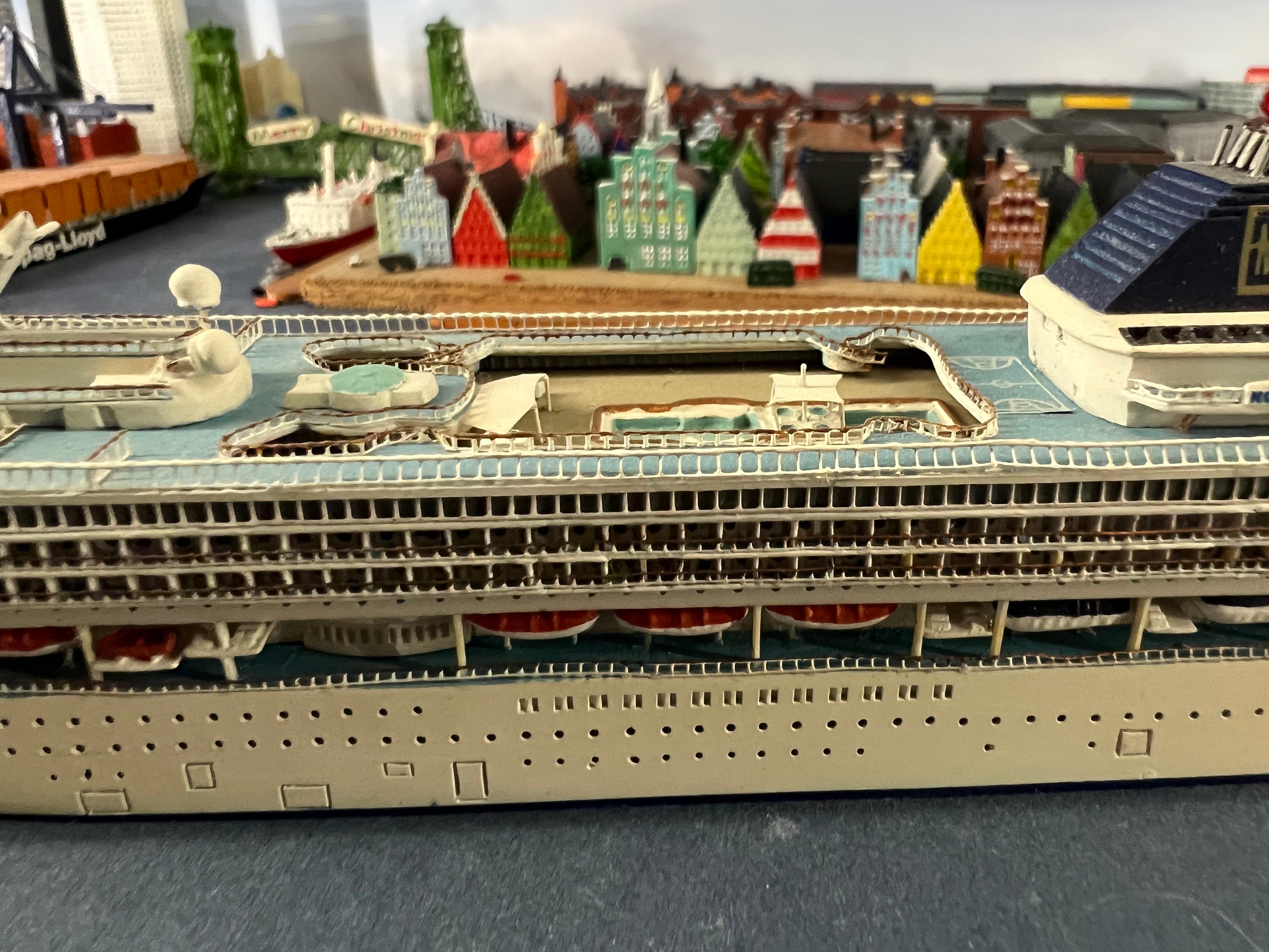 Norwegian Sky 1/1250 Cruise Ship Model CSC 37 Classic Ship Collection ...